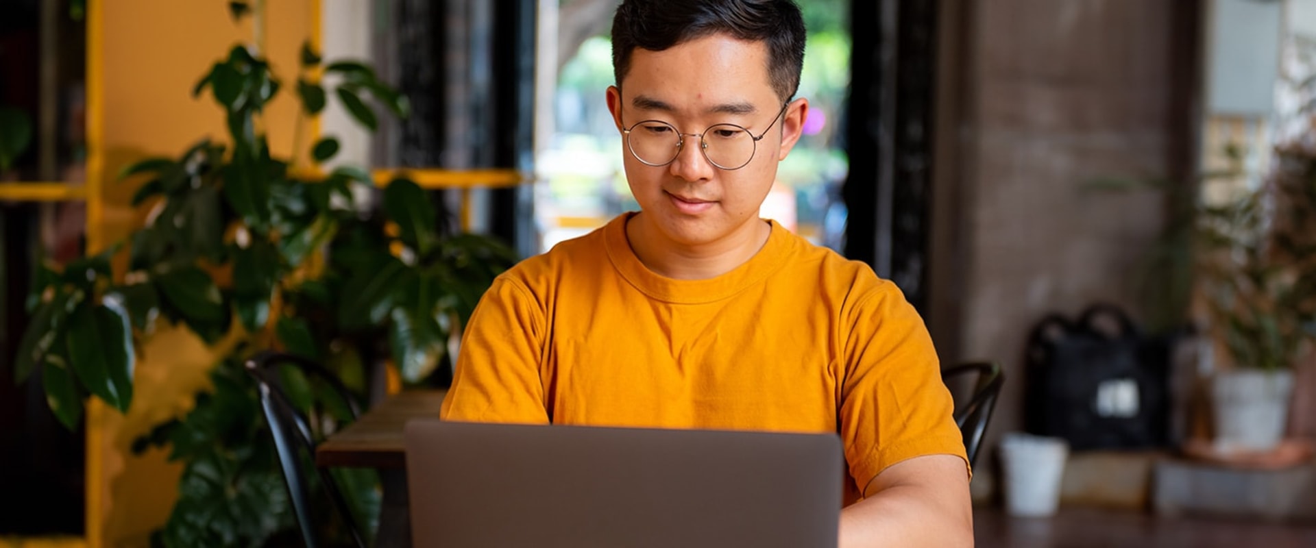 The Importance of Updating Software and Drivers for Solving Technical ...